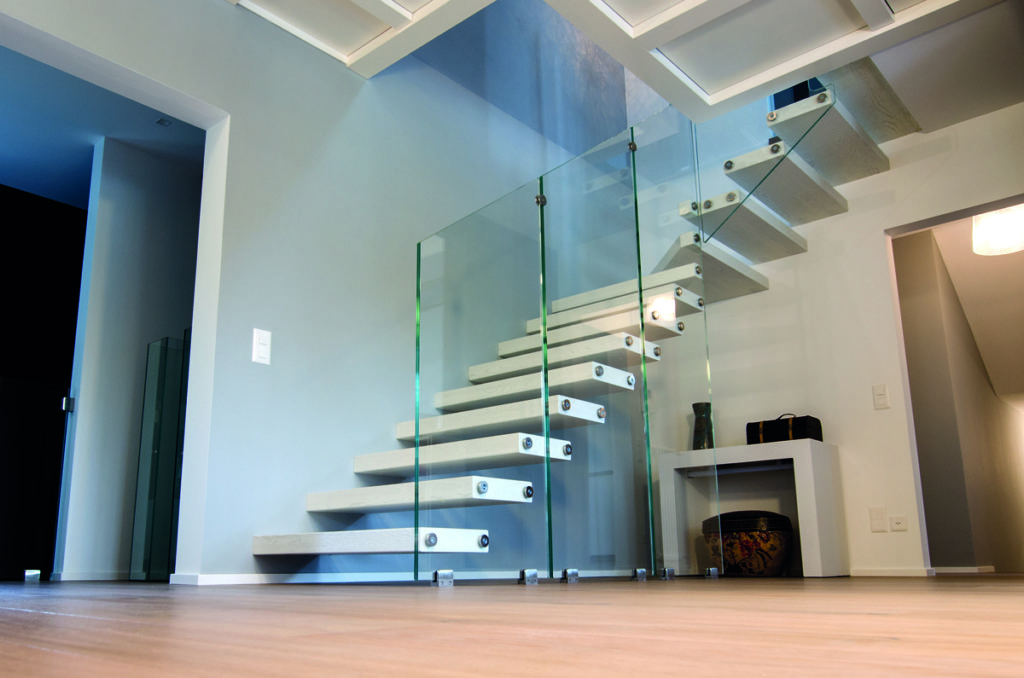 Progettazione Scale: il progetto Minimal Chic White Black. Modoni, Como