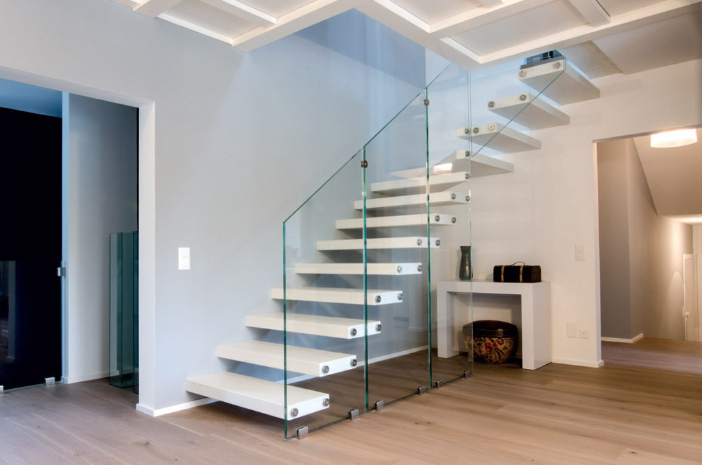 Progettazione Scale: il progetto Minimal Chic White Black. Modoni, Como